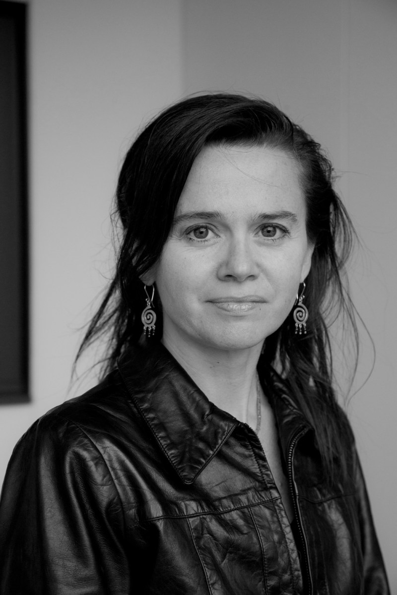 HKRB Interviews: Jean McNeil | HONG KONG REVIEW OF BOOKS 香港書評